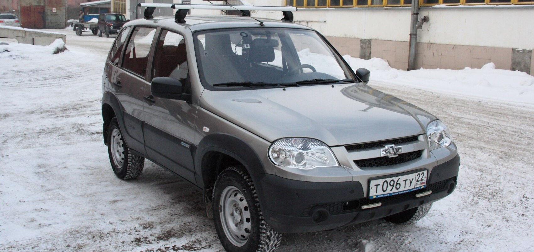 Chevrolet Niva 2002 SUV 80 Hp Features And Specs