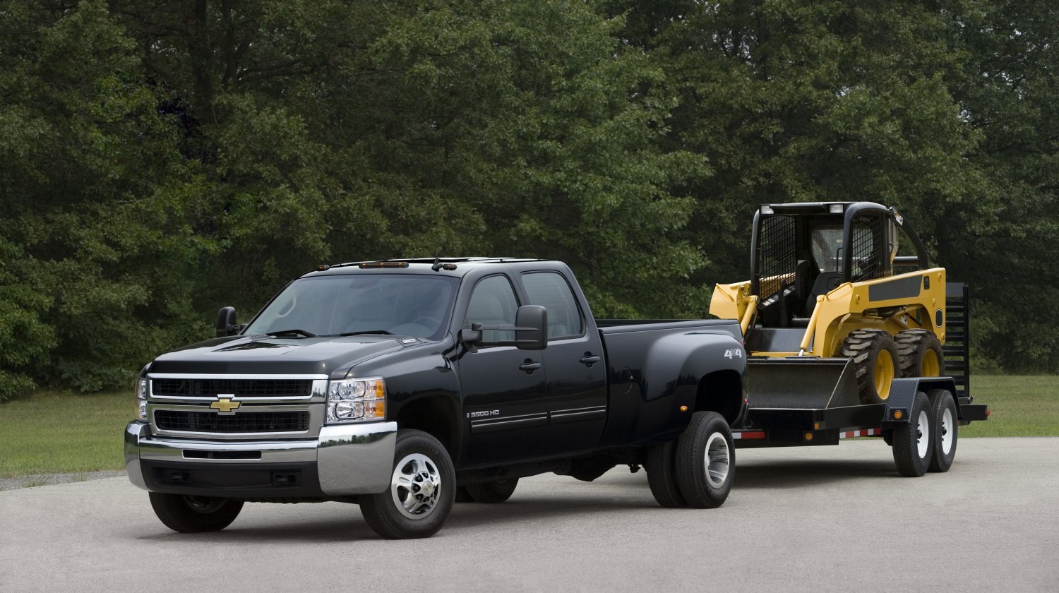 Chevrolet Silverado 3500 HD 2007 Pick-up 360 Hp Features And Specs