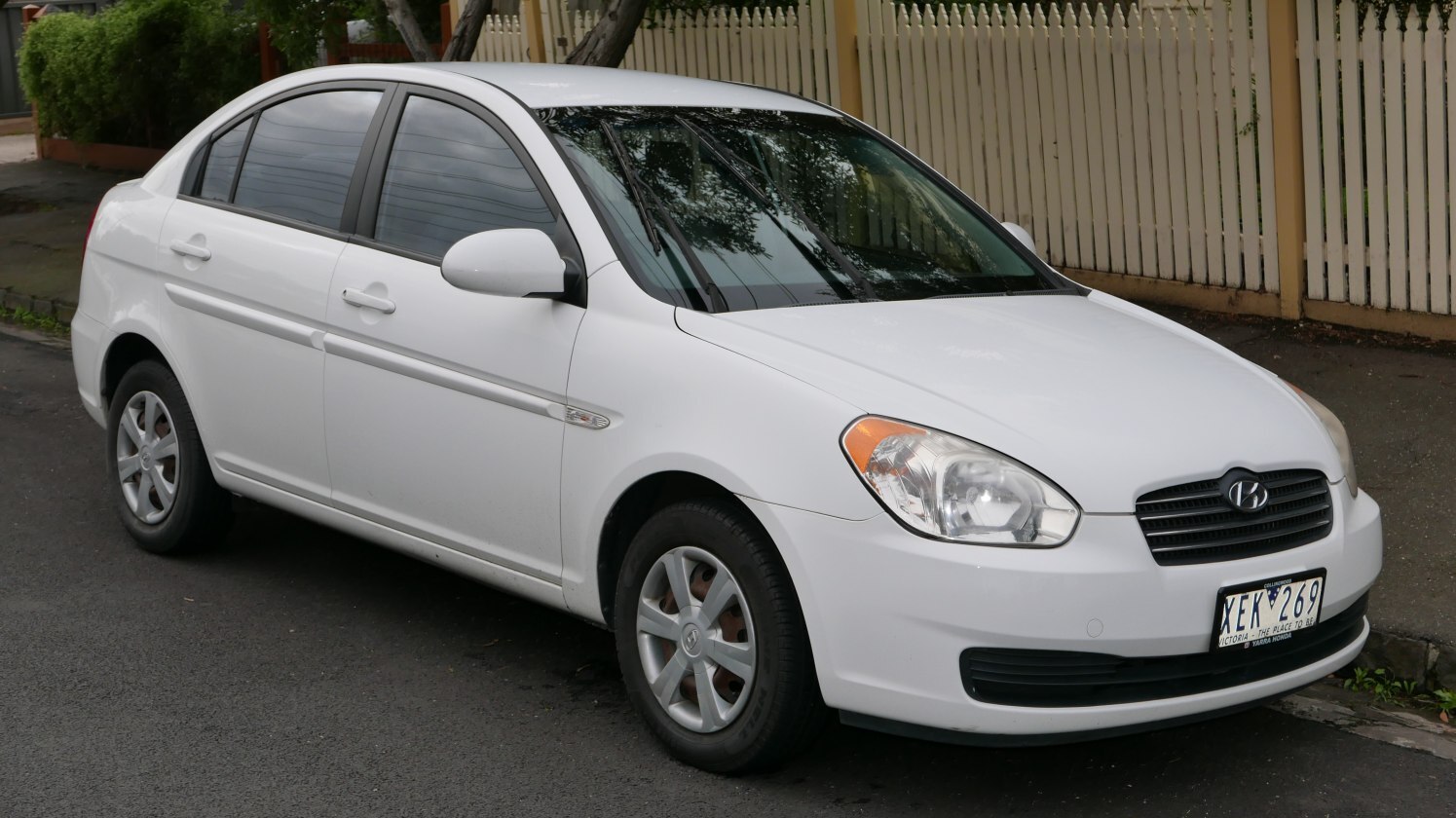 Hyundai Accent 2006 Sedan 97 Hp Features And Specs [2024]
