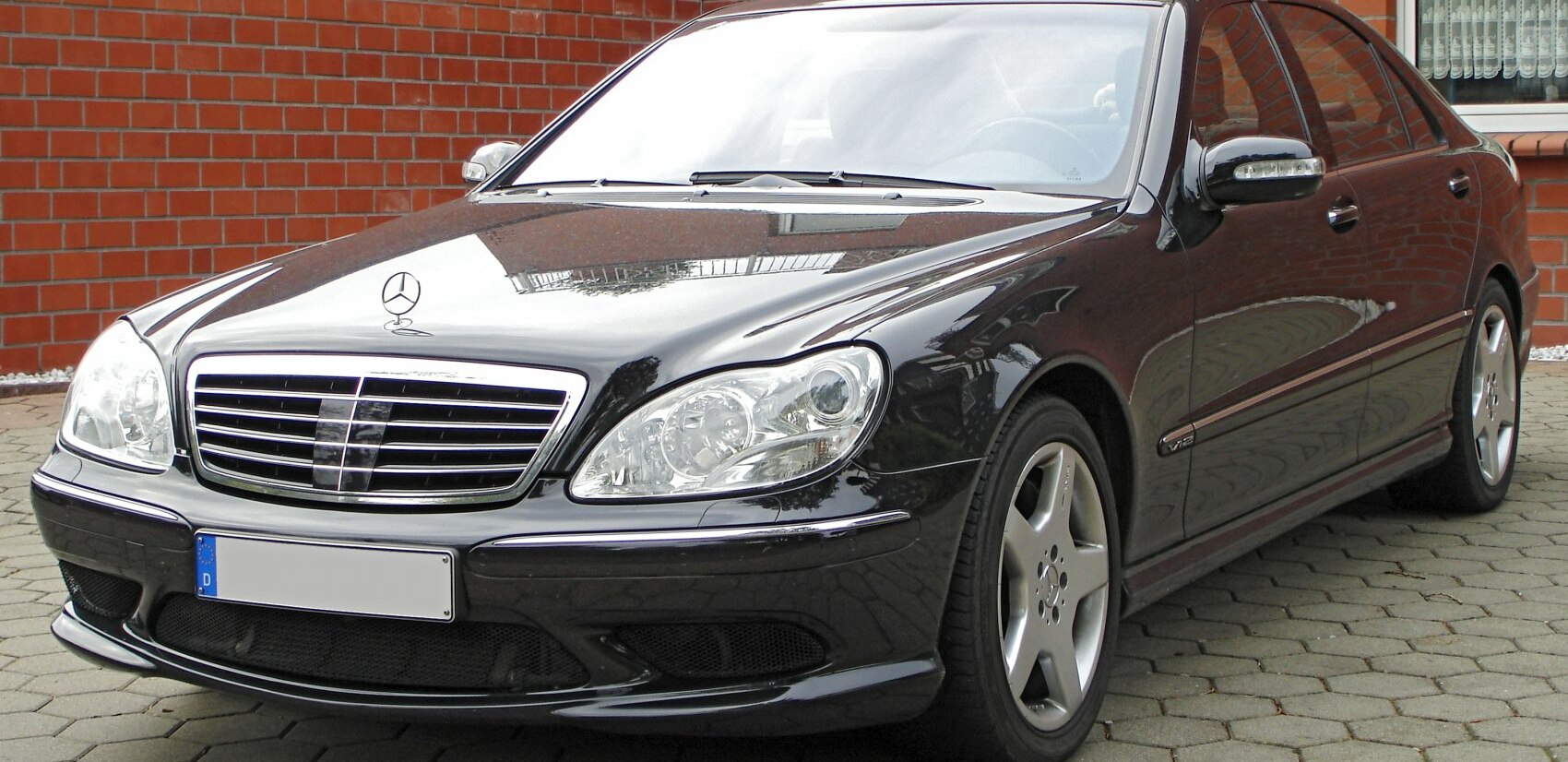 Mercedes-Benz S-class 2002 Sedan 245 Hp Features And Specs