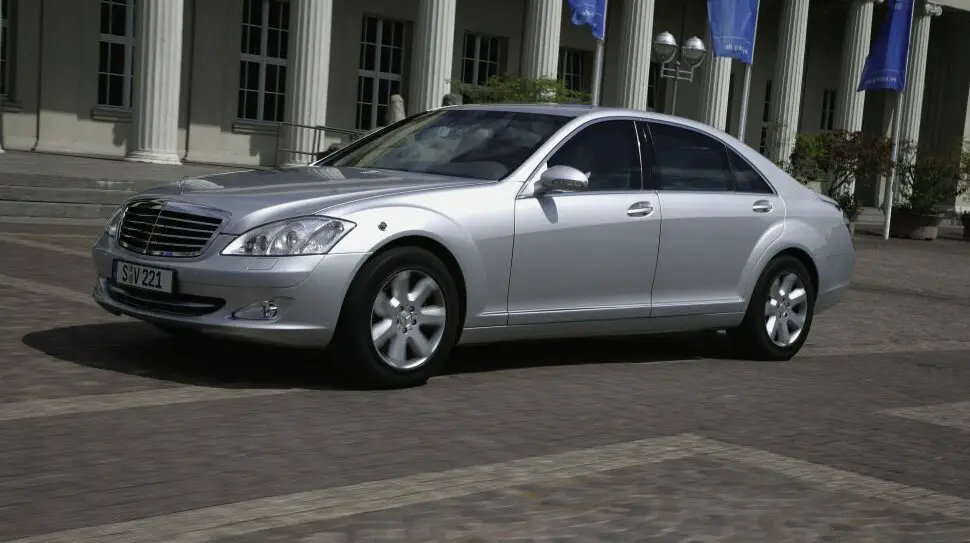 Mercedes-Benz S-class 2006 Sedan 235 Hp Features And Specs