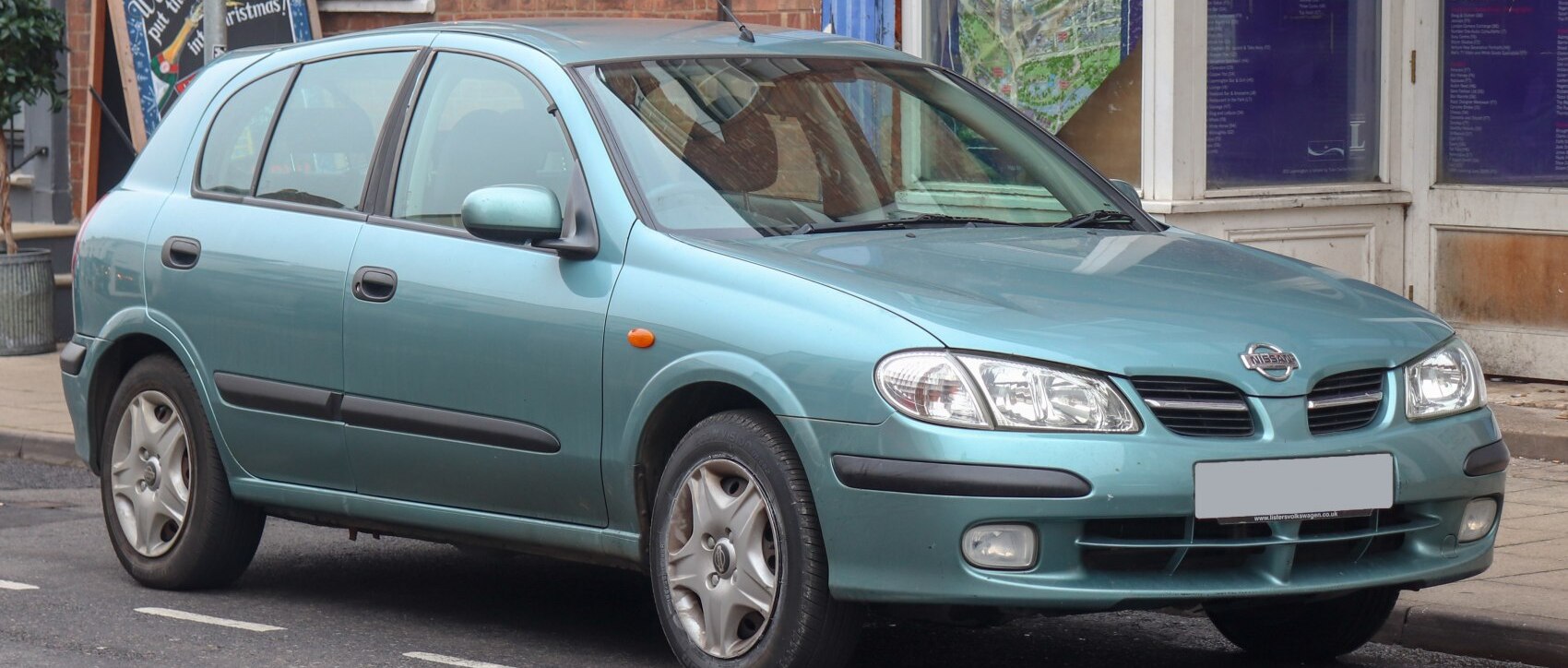 Nissan Almera 2000 Hatchback 114 Hp Features And Specs