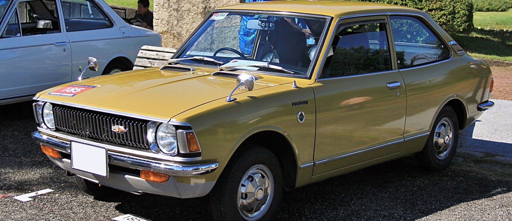 Toyota Corolla 1970 Sedan 68 Hp Features And Specs