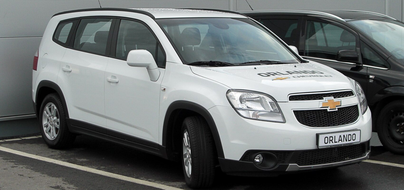 Chevrolet Orlando 2011 Minivan 141 Hp Features And Specs [2024]