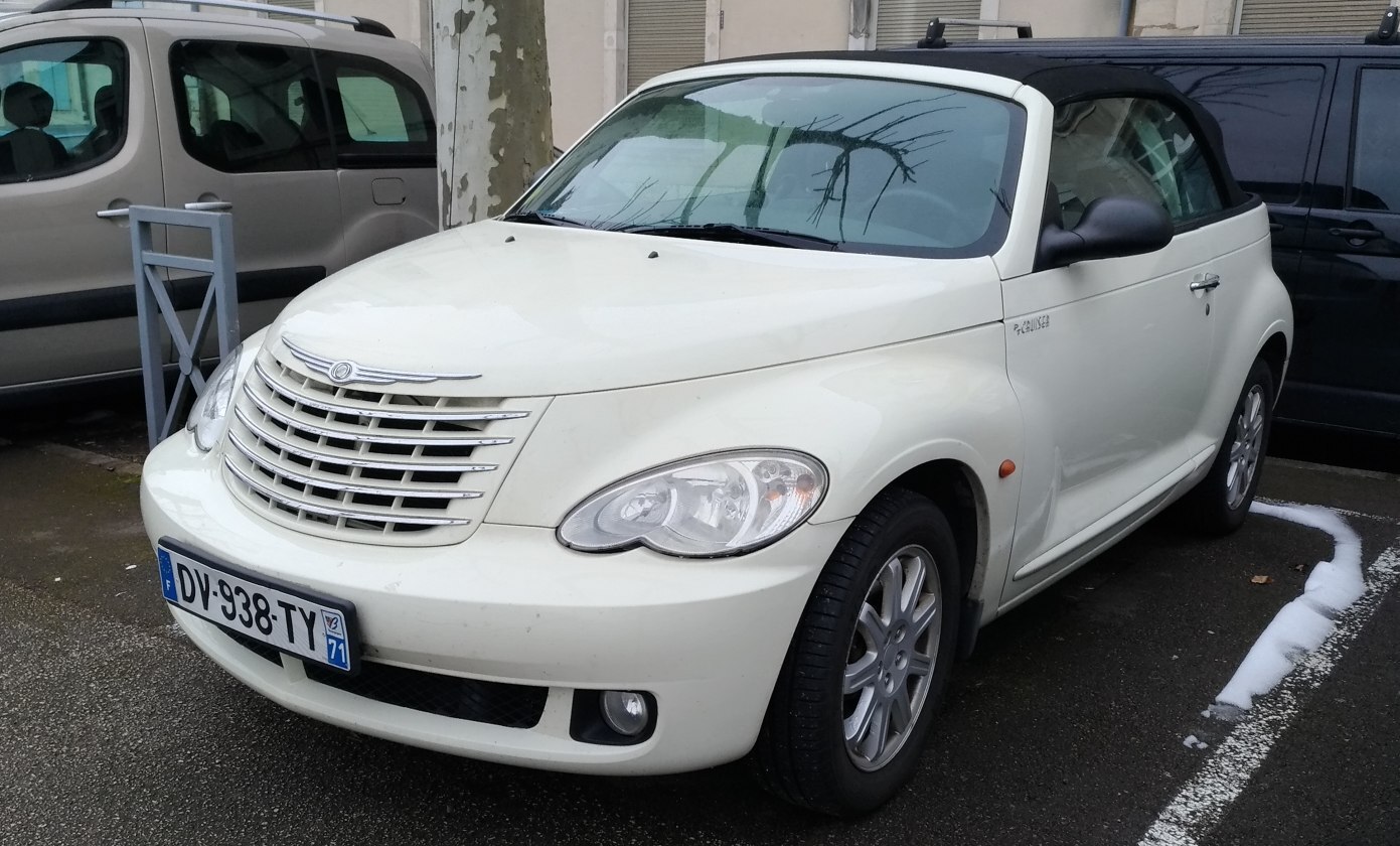 Chrysler PT Cruiser 2005 Cabriolet 150 Hp Features And Specs