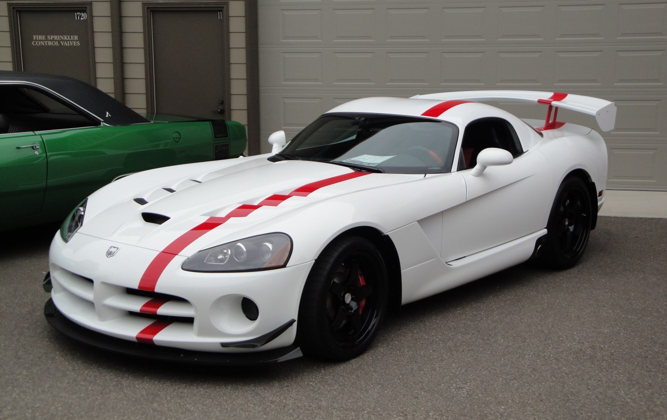 Dodge Viper 2007 Coupe, Liftback 600 Hp Features And Specs
