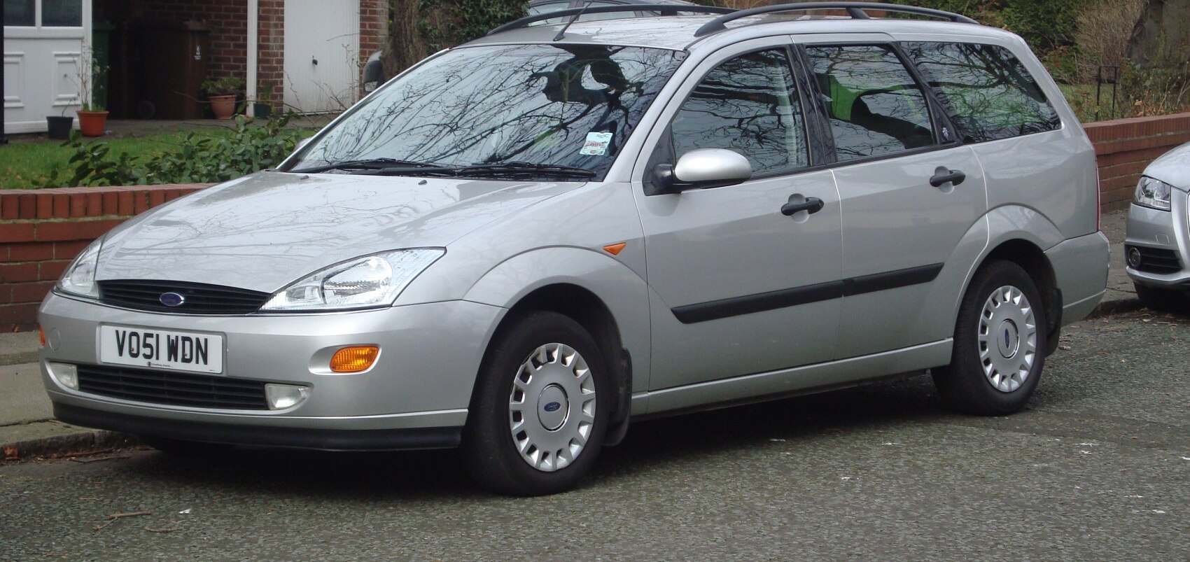 Ford Focus 2001 Station Wagon (estate) 115 Hp Features And Specs [2024]