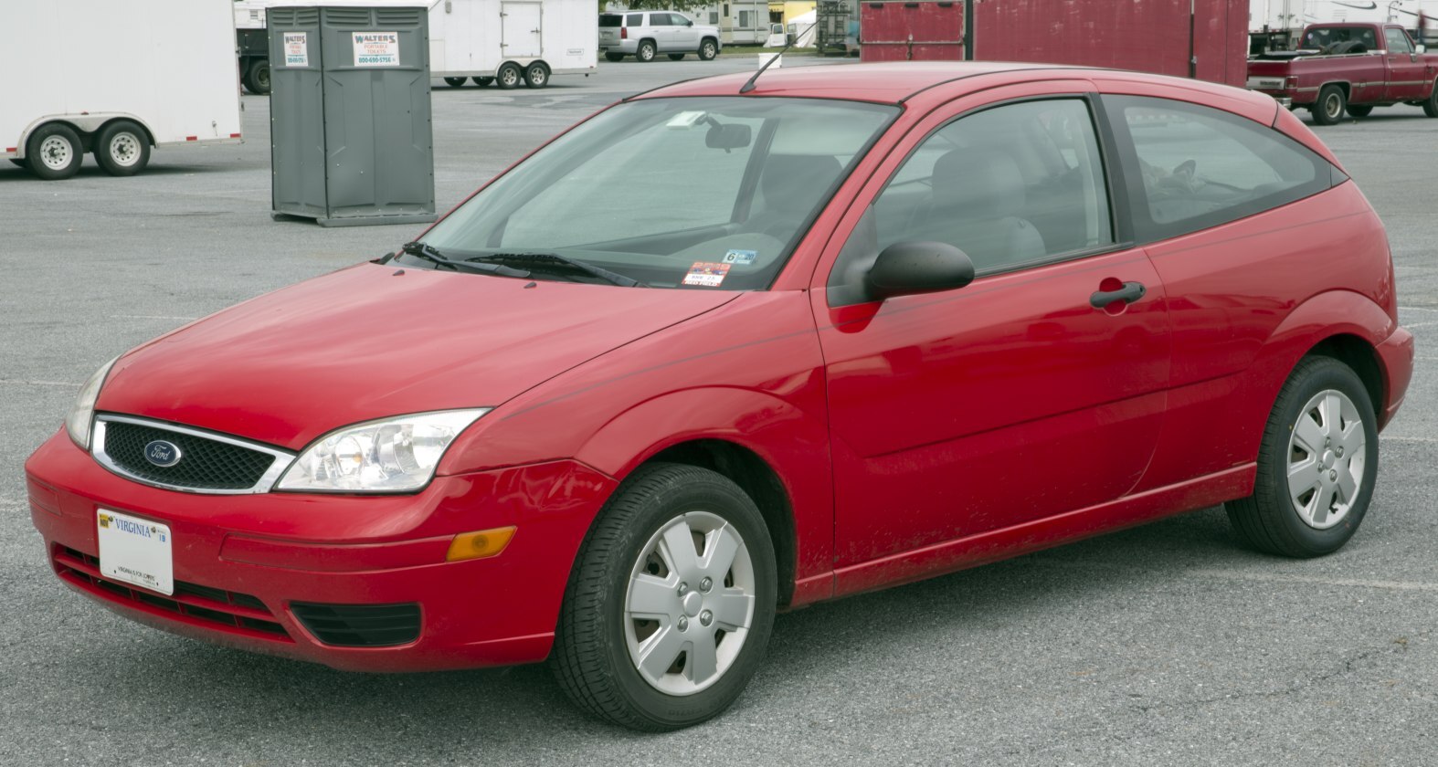Ford Focus 2002 Hatchback 172 Hp Features And Specs