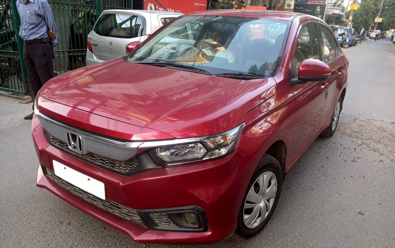 Honda Amaze 2018 Sedan 80 Hp Features And Specs