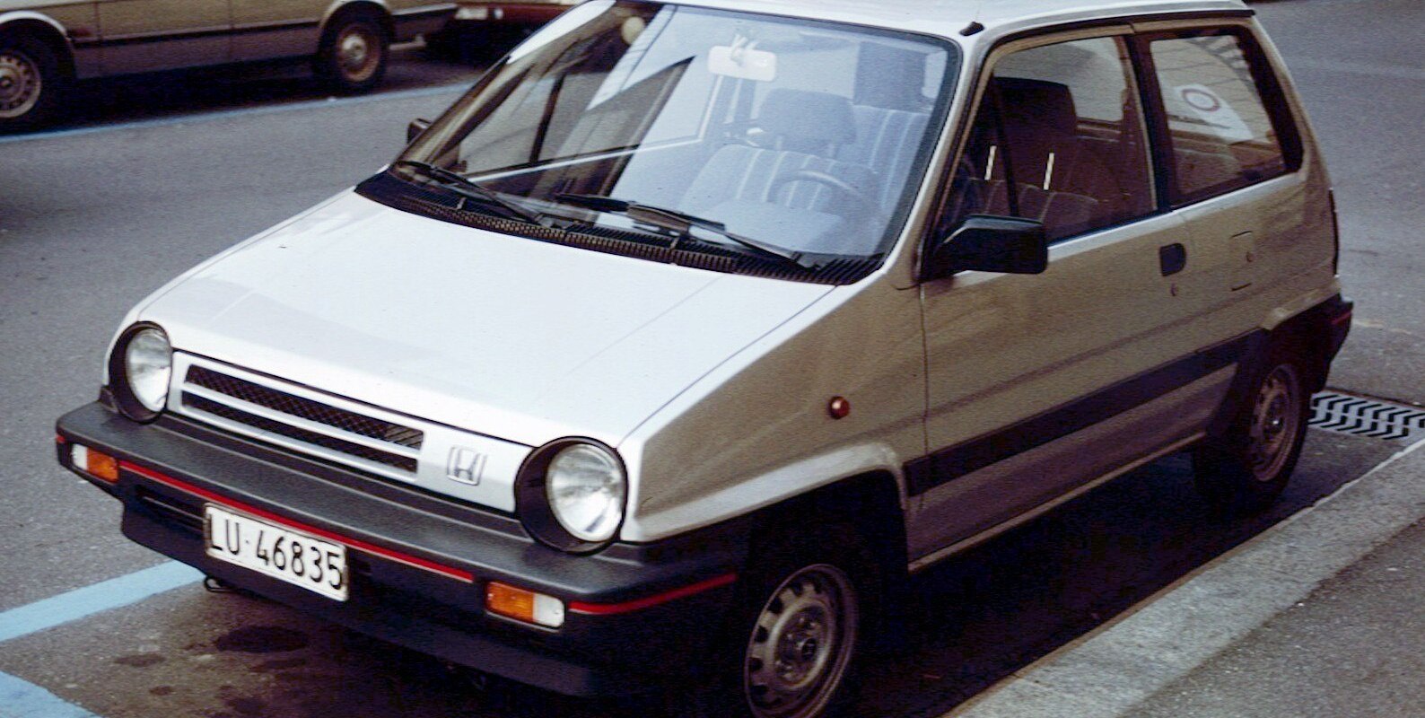 Honda Jazz 1984 Hatchback 56 Hp Features And Specs