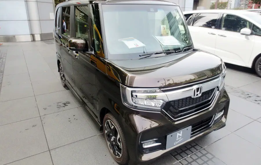 Honda N-Box 2017 MPV 64 Hp Features And Specs