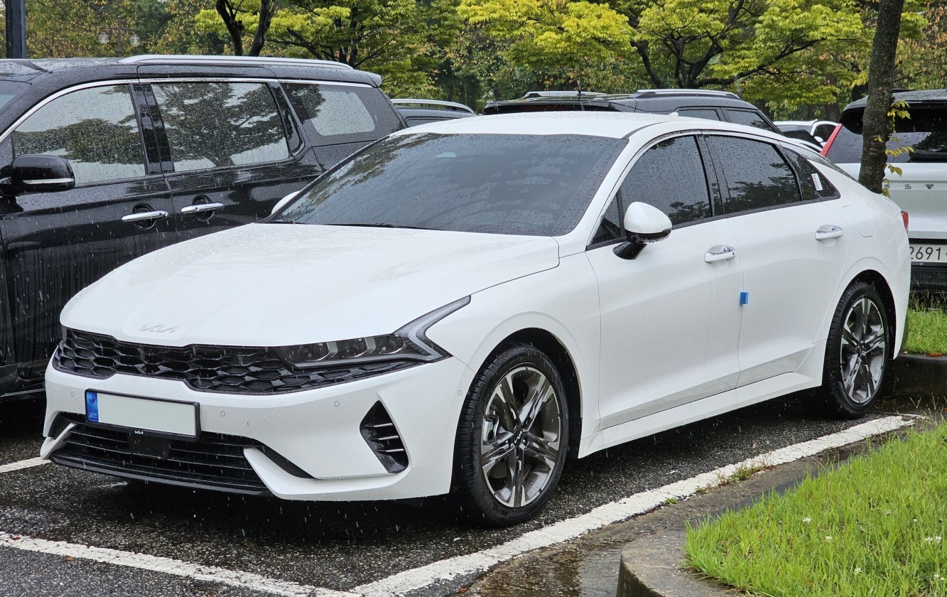 Kia K5 2020 Sedan, Fastback 192 Hp Features And Specs [2024]