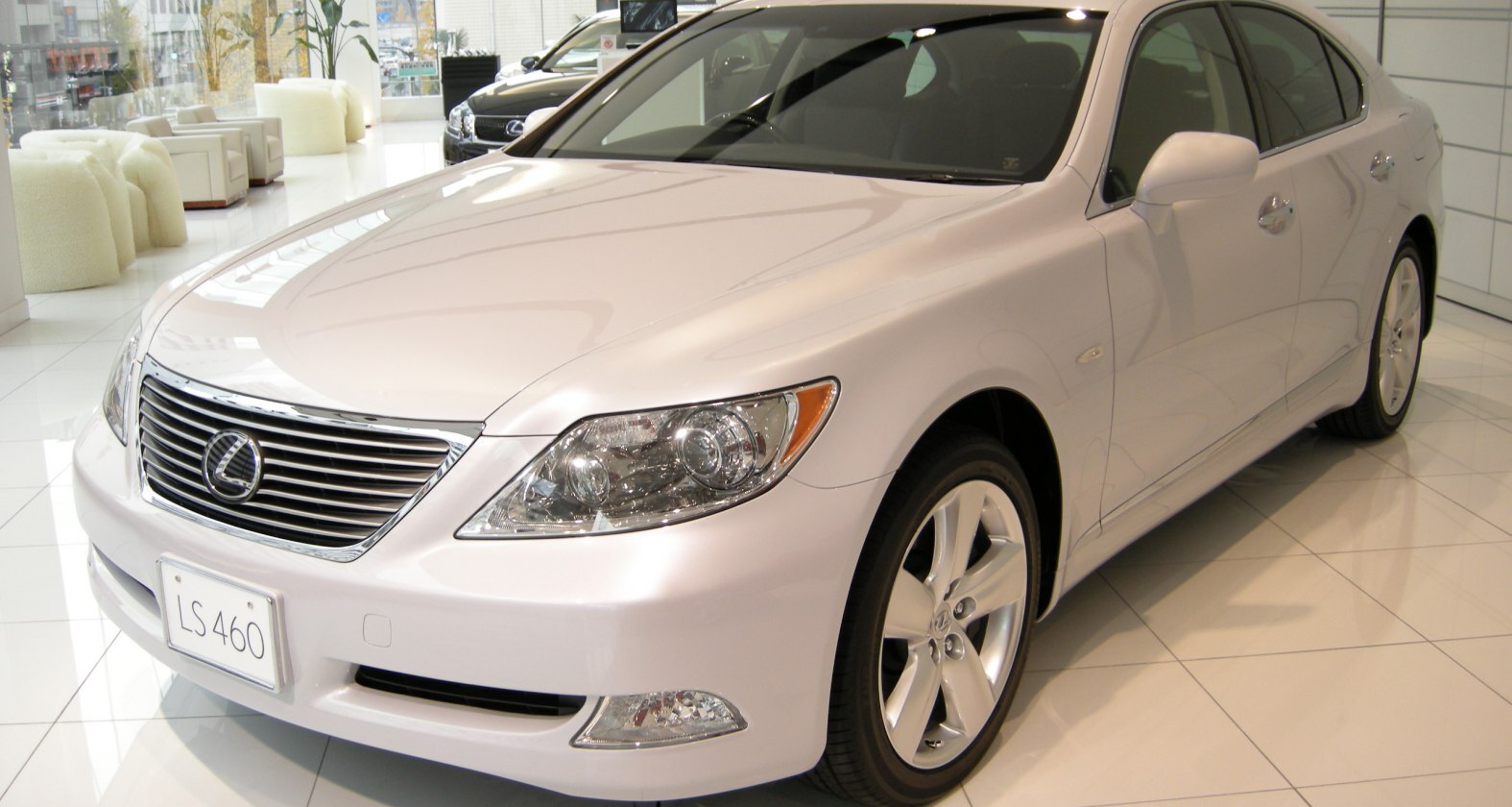Lexus LS 2008 Sedan 367 Hp Features And Specs