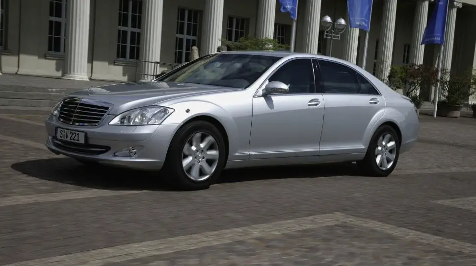 Mercedes-Benz S-class 2005 Sedan 517 Hp Features And Specs