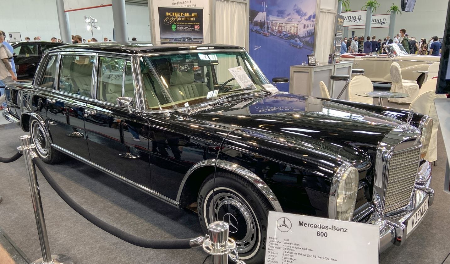 Mercedes-Benz W100 1964 Sedan 250 Hp Features And Specs