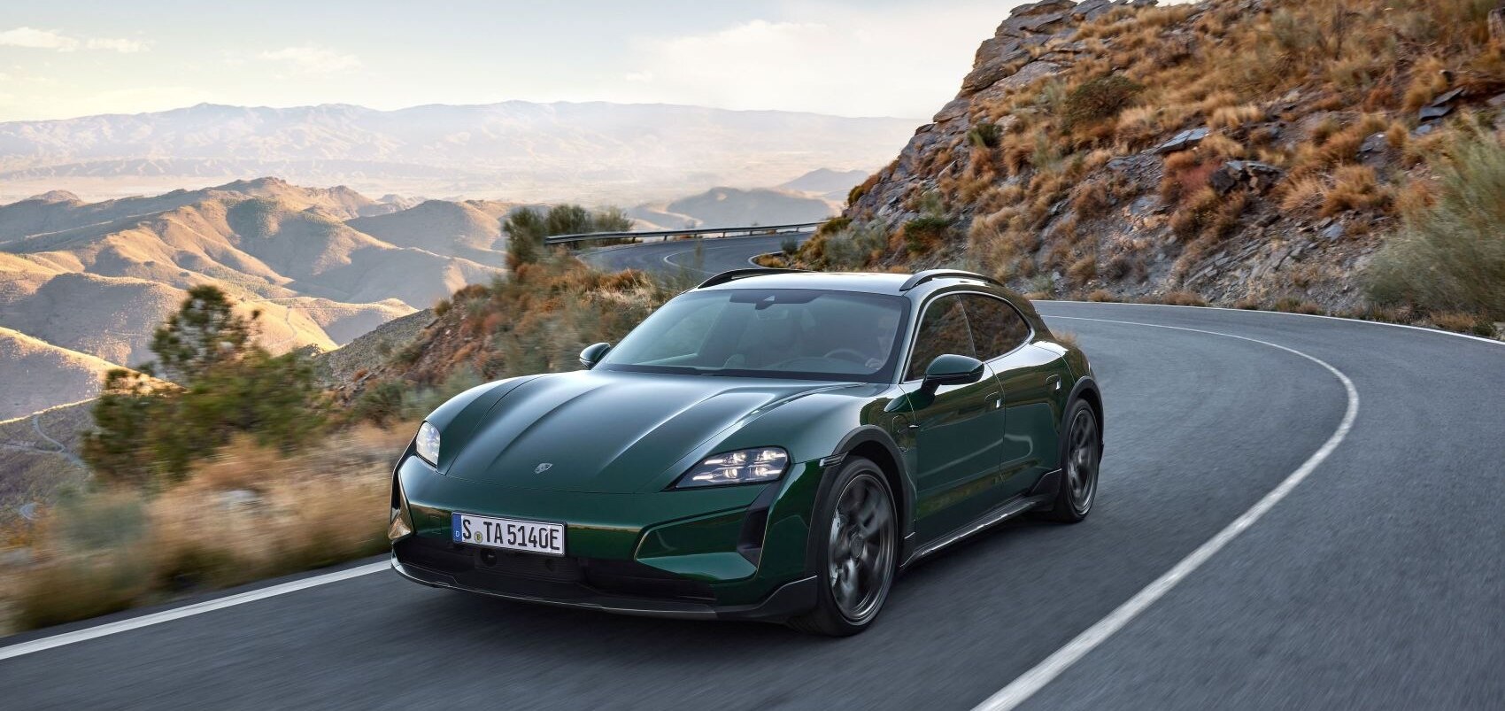 Porsche Taycan 2024 Station Wagon (estate) 435 Hp Features And Specs