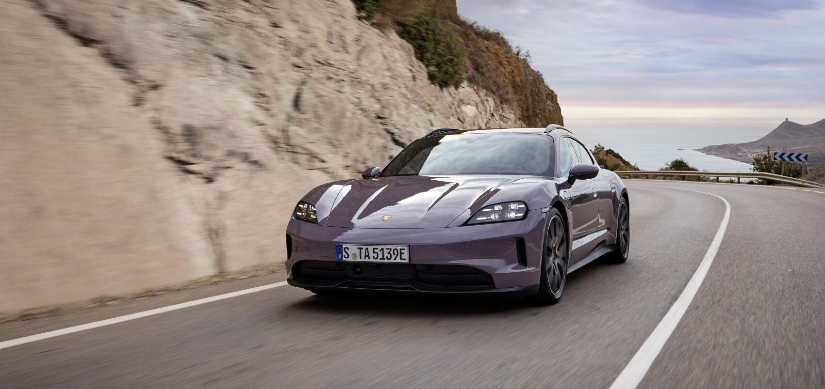 Porsche Taycan 2024 Station Wagon (estate) 884 Hp Features And Specs