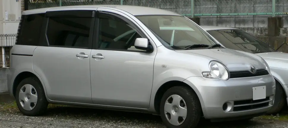 Toyota Sienta 2003 Minivan 110 Hp Features And Specs