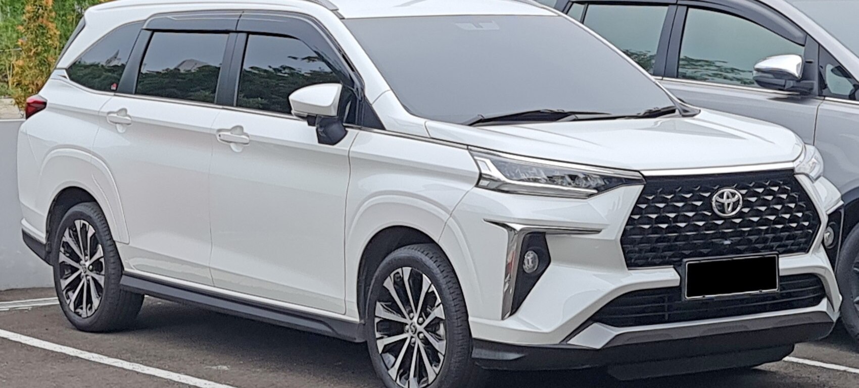 Toyota Veloz 2021 MPV 106 Hp Features And Specs