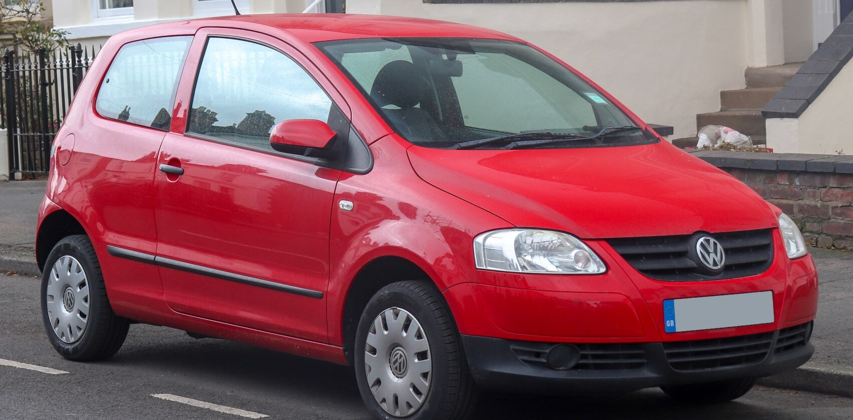 Volkswagen Fox 2005 Hatchback 55 Hp Features And Specs