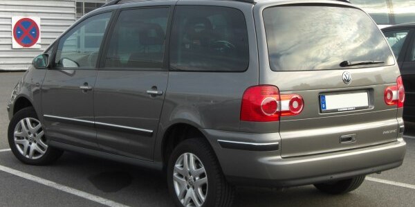 Volkswagen Sharan 2005 Minivan, MPV 140 Hp Features And Specs