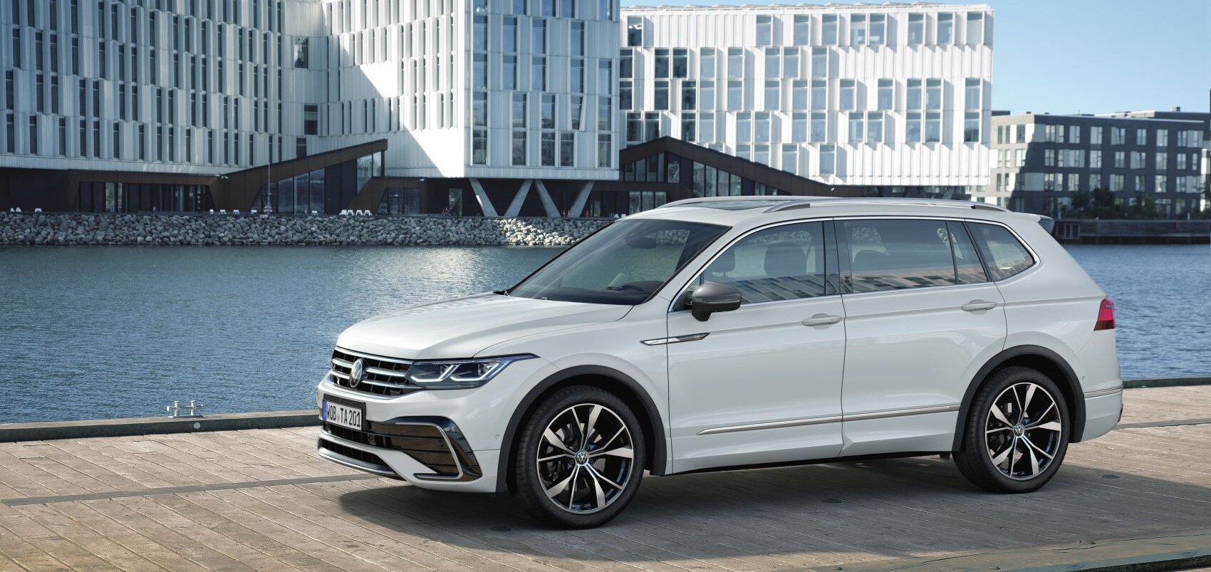 Volkswagen Tiguan 2021 SUV 150 Hp Features And Specs
